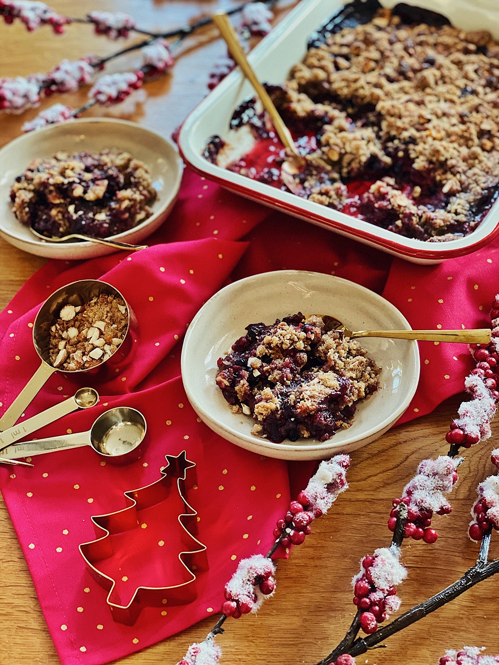 Christmas Crumble - Fashion Kitchen